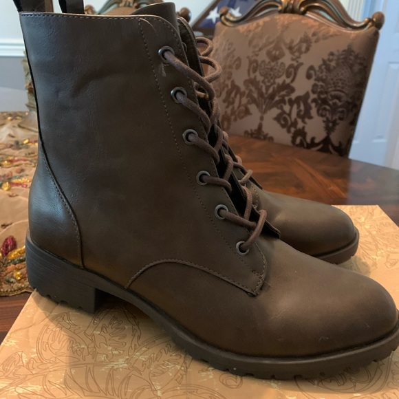 American Rag | Shoes | New Size 75 American Rag Womens Franie Leather ...